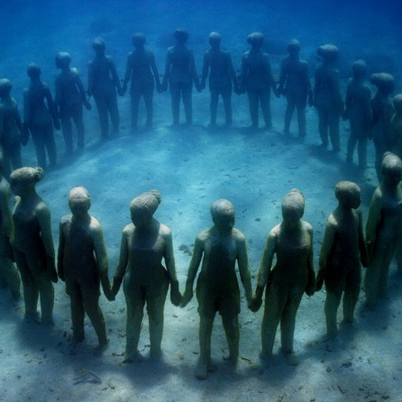 Cancun Underwater Sculpture Museum | Amusing Planet